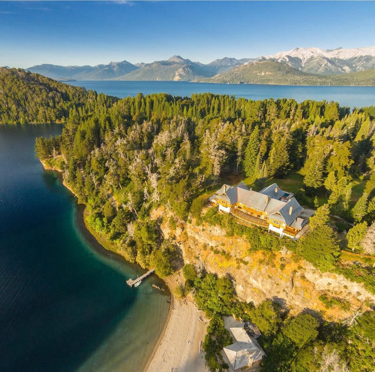 Isla Victoria Lodge - startravelsagency.com